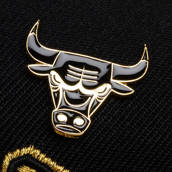 NBA Chicago Bulls Mitchell & Ness Pinned Gold Pro Snapback Hat - Black ...